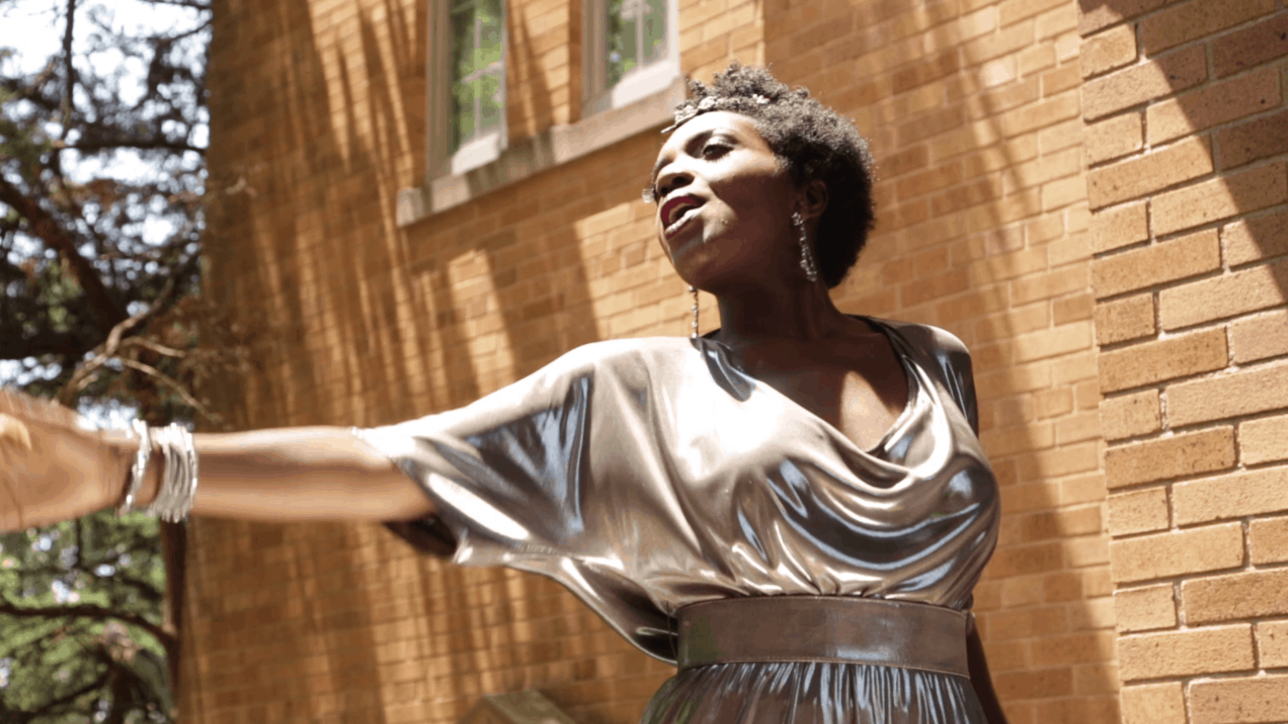 Deja Belle Brick Gold - Chatham Arts Council